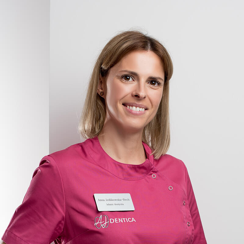 Anna Jedlikowska-Bech - AJ Dentica